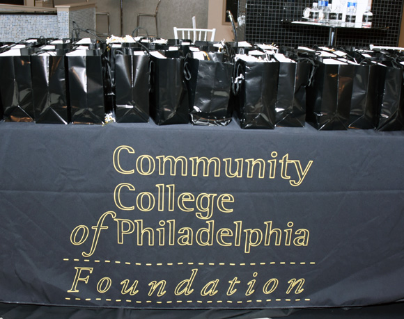 Scene: 2023 Black & Gold Gala! - Philly Chit Chat